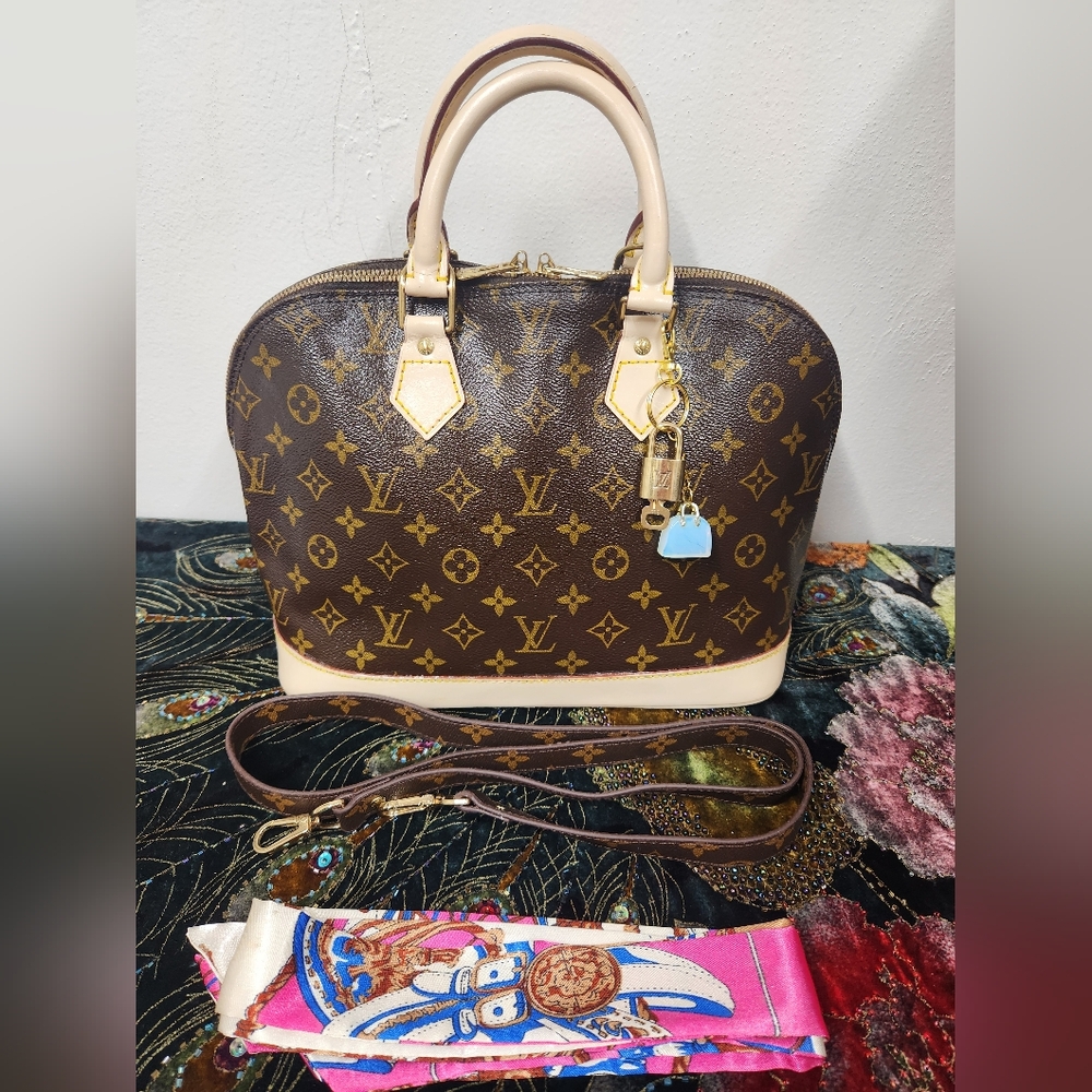 Loius Vuitton Alma Bag - Gem